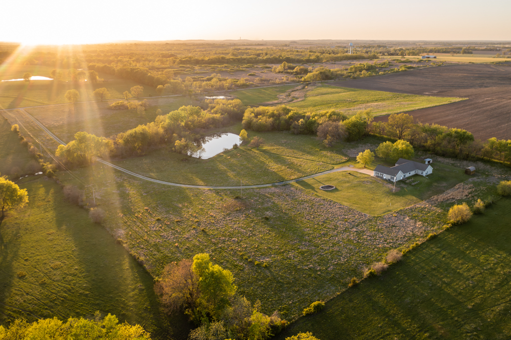 Bates 20 - Midwest Land Group
