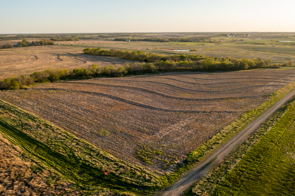 Caldwell 76.1 - Midwest Land Group